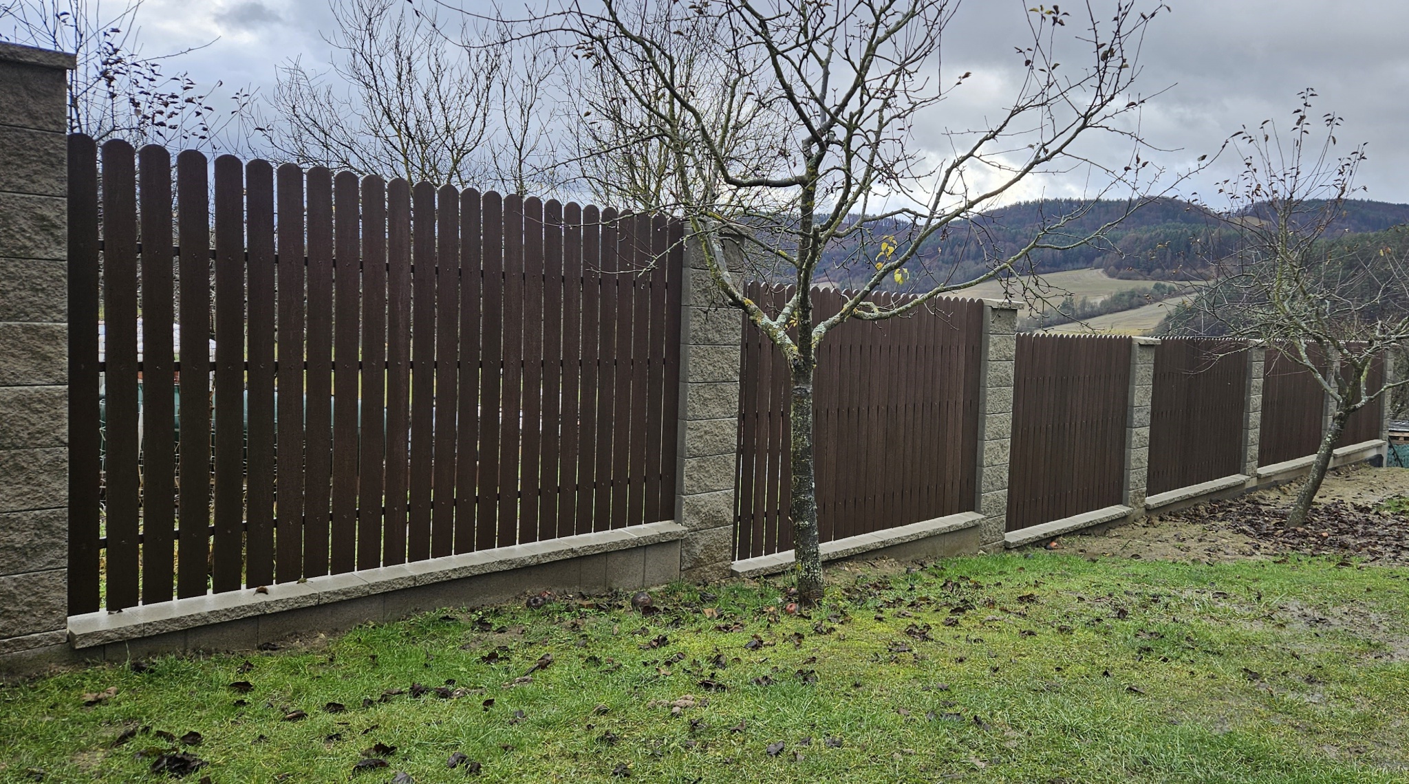 WPC ploty a príslušenstvo k plotom | CentrumTeras.sk